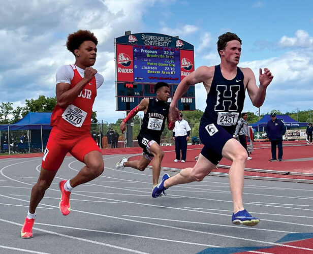 Hollidaysburg sprinter Isaac Yarnell ends up fourth in PIAA Track and ...